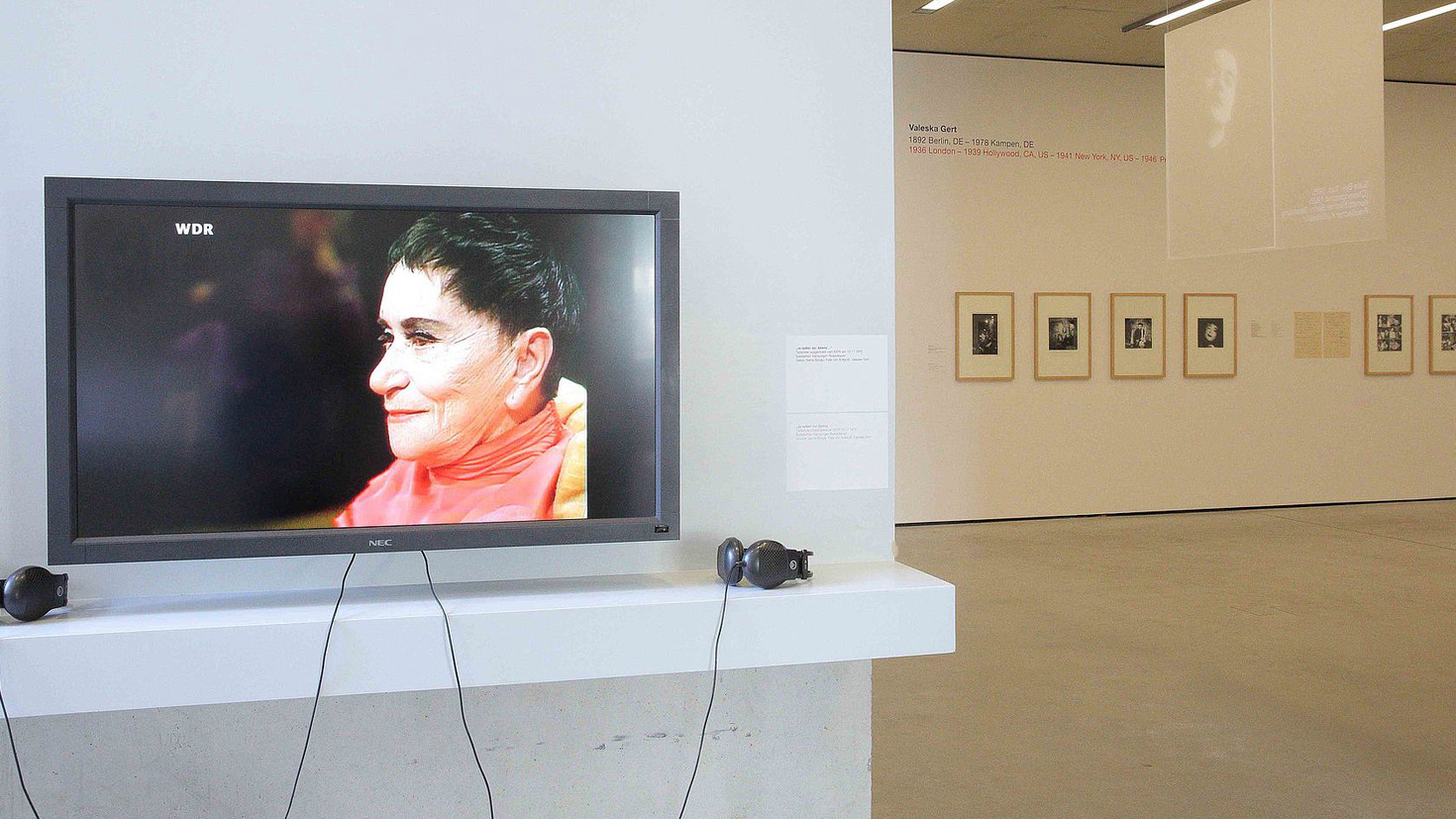 An exhibition in Salzburg on the figure of the exile artist: it's ...