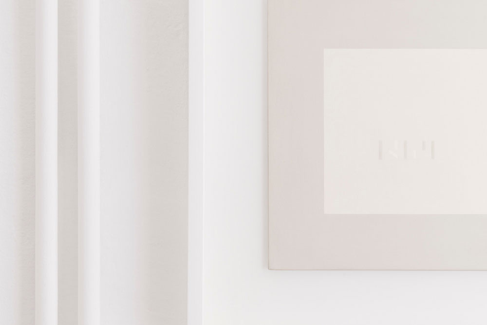 Luca Gilli's photographs in dialogue with the paintings of Antonio Calderara