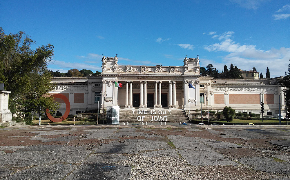 Quaranta artiste protagoniste in una grande mostra di sole donne alla ...