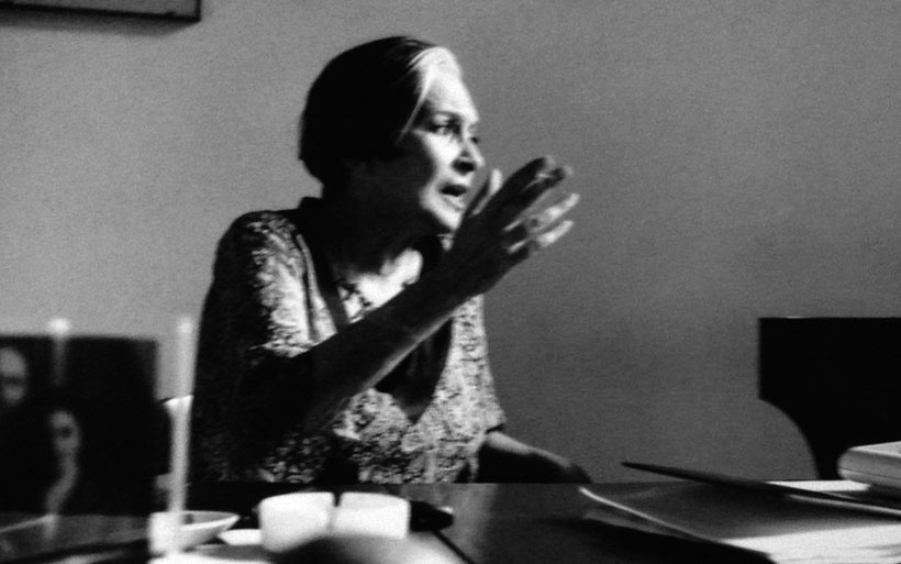 Farewell to Lea Vergine: Enzo Mari's wife dies the day after her ...