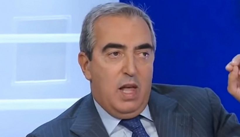 Gasparri (Forza Italia): "¿El director de un museo trabaja gratis? Un ...