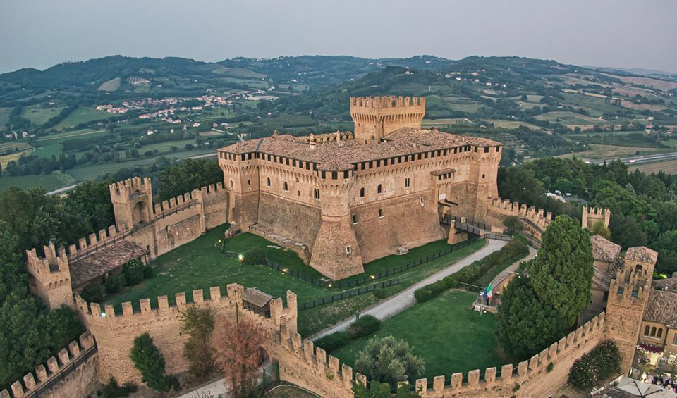 La Rocca di Gradara passa al Comune: il MiBACT cede la gestione del ...