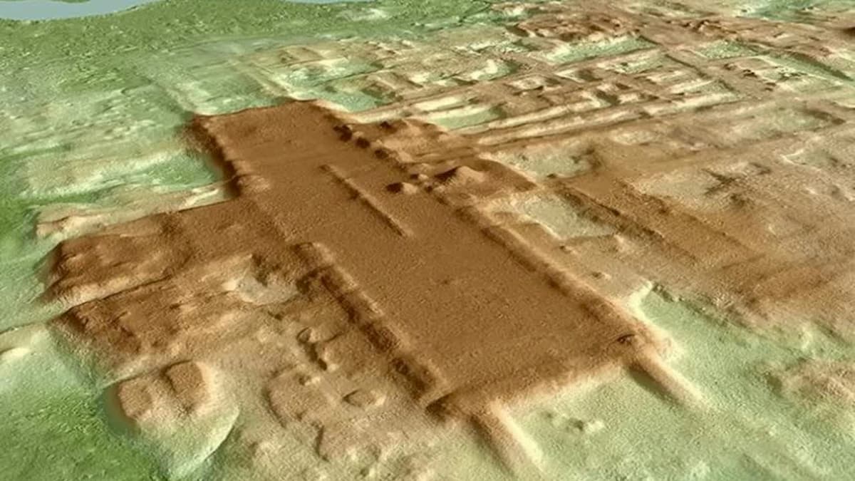 Mexico, archaeologists discover what may be the largest Mayan monument ...