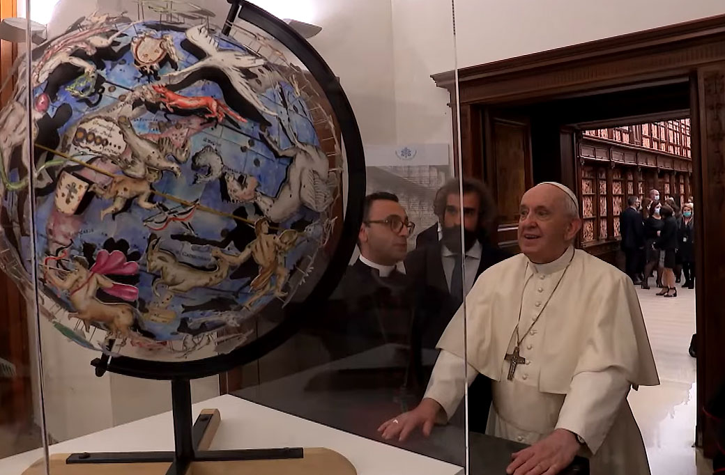 La Biblioteca Vaticana apre per la prima volta all'arte contemporanea ...