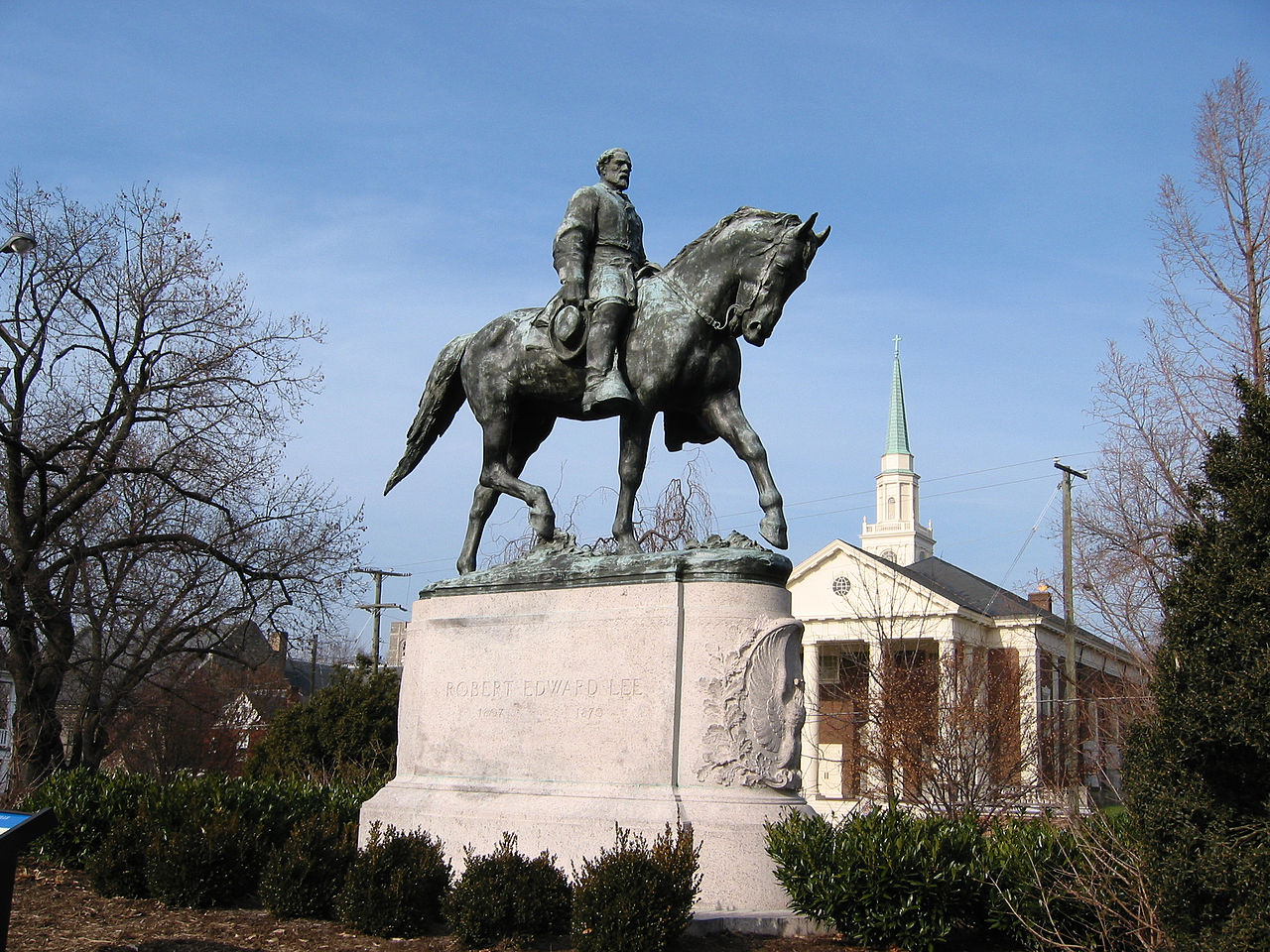 USA, want to melt down 1924 statue of Robert Lee to make new work