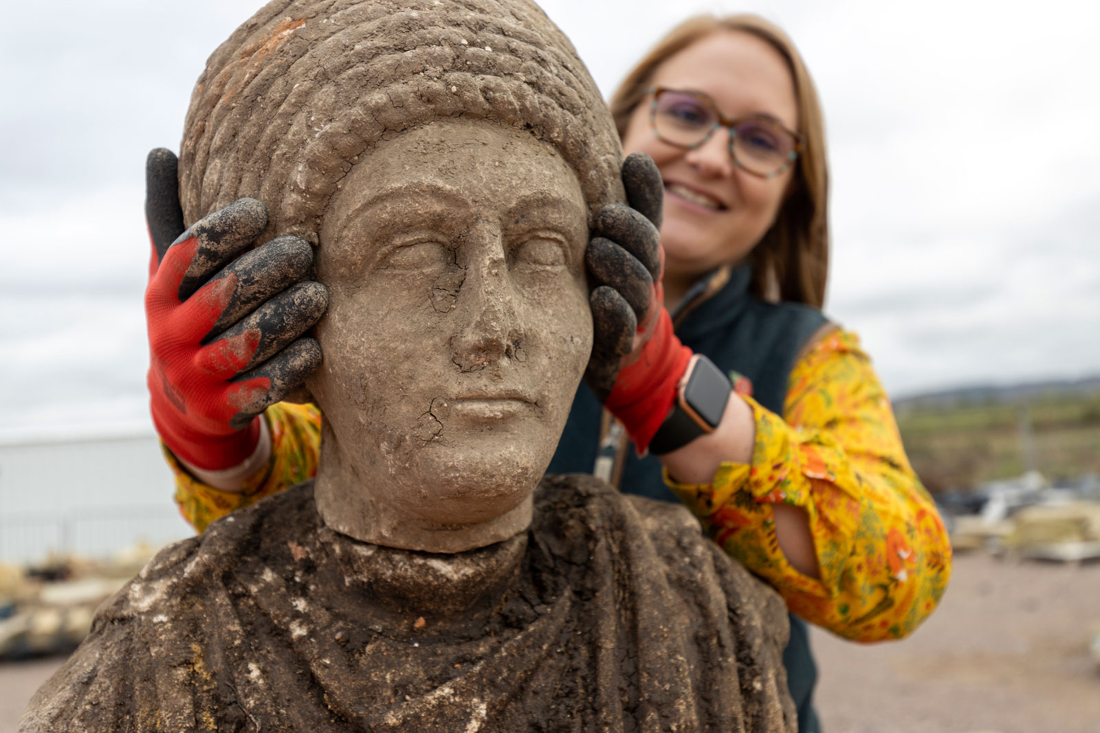England, Roman statues found in High Speed Rail excavation ...