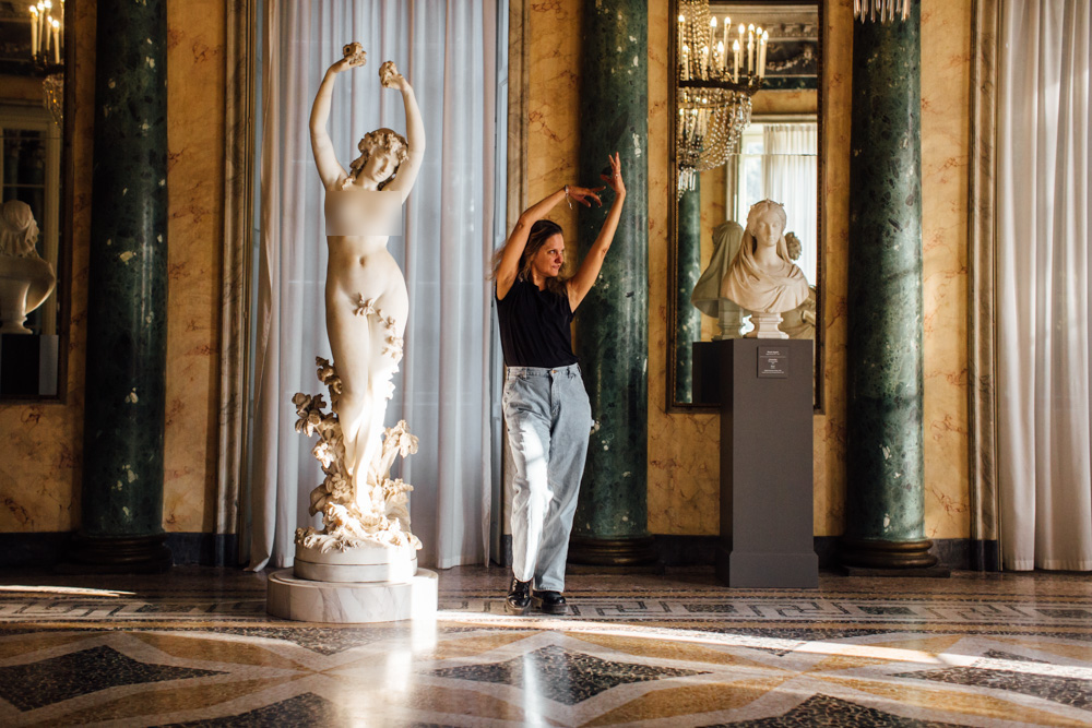 Personale di Andrea Bowers alla GAM di Milano