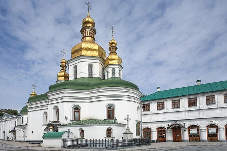 Ukraine, UNESCO strengthens protection around monuments. Here's what it ...