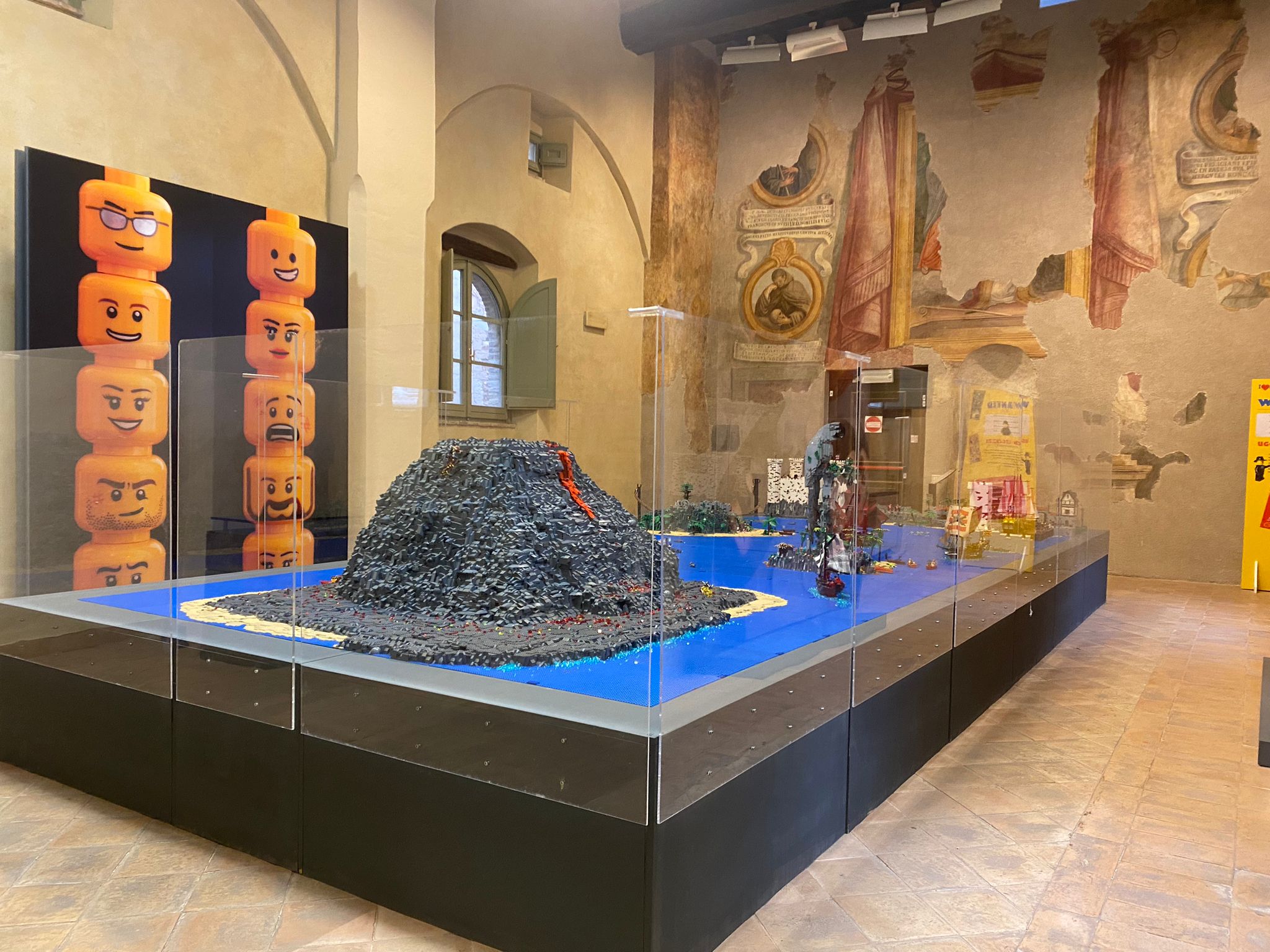 Foligno, at Palazzo Trinci comes I love Lego: installations and ...