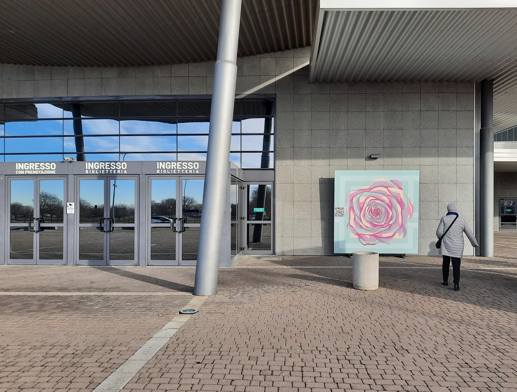 Bergamo, unveiled an anti-pollution mural against violence against women