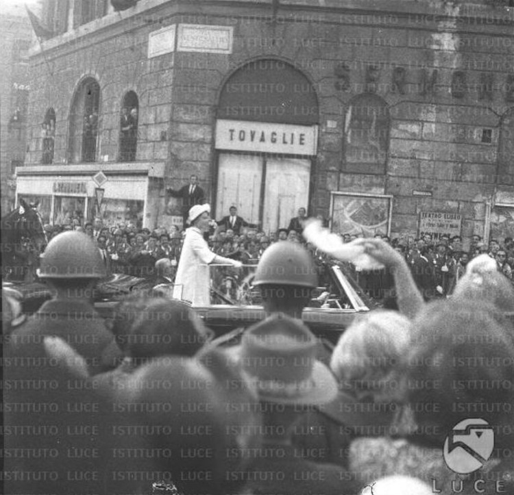 Queen Elizabeth II loved Italy and its museums
