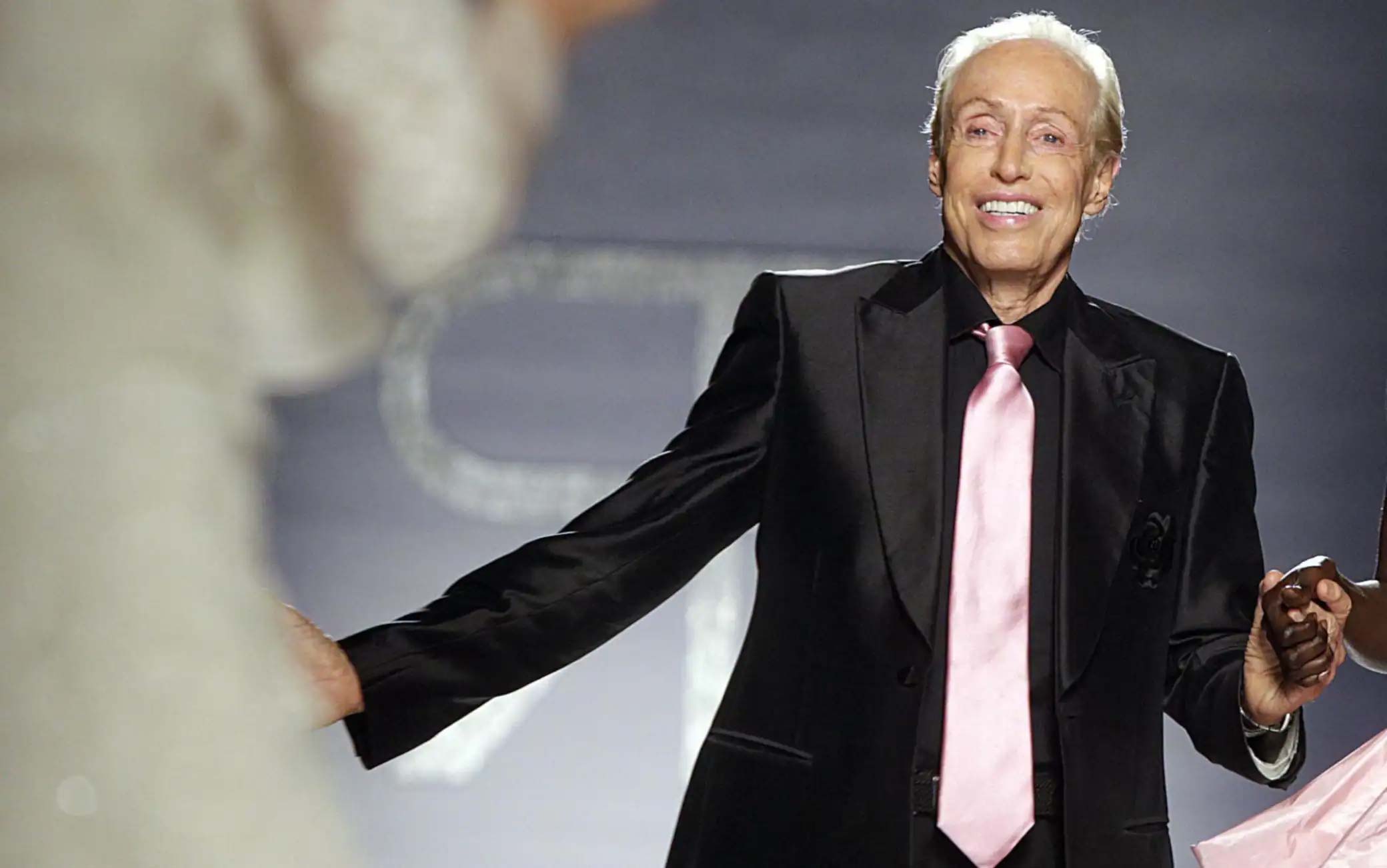 Balestra Stilista Naples Addio A Renato Balestra, Il Suo Blu Resta
