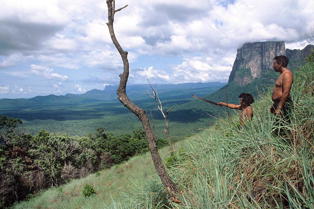 The great photographer Giovanna Dal Magro tells her story. It's five ...