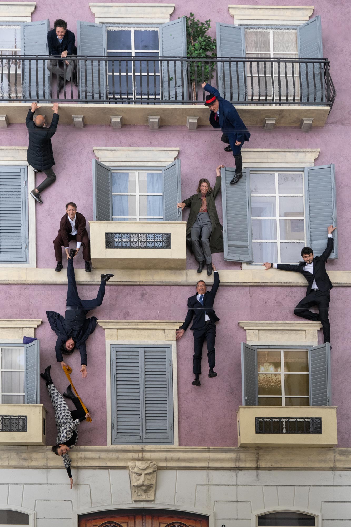Leandro Erlich's exhibition in Milan: when art is Instagram-friendly