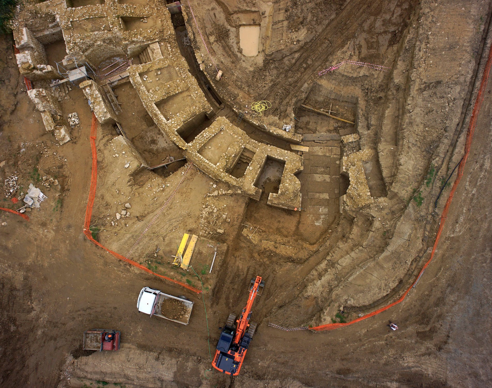 All about Volterra amphitheater, director speaks: 24 more months of ...