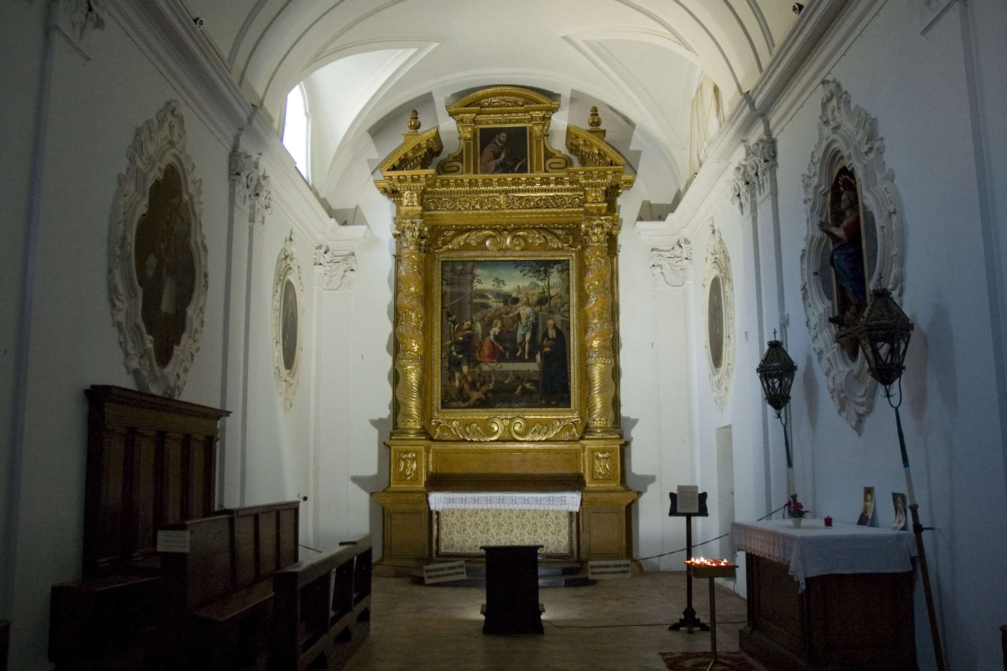 A fourteenth-century convent for sale in Cagli. What will become of it?