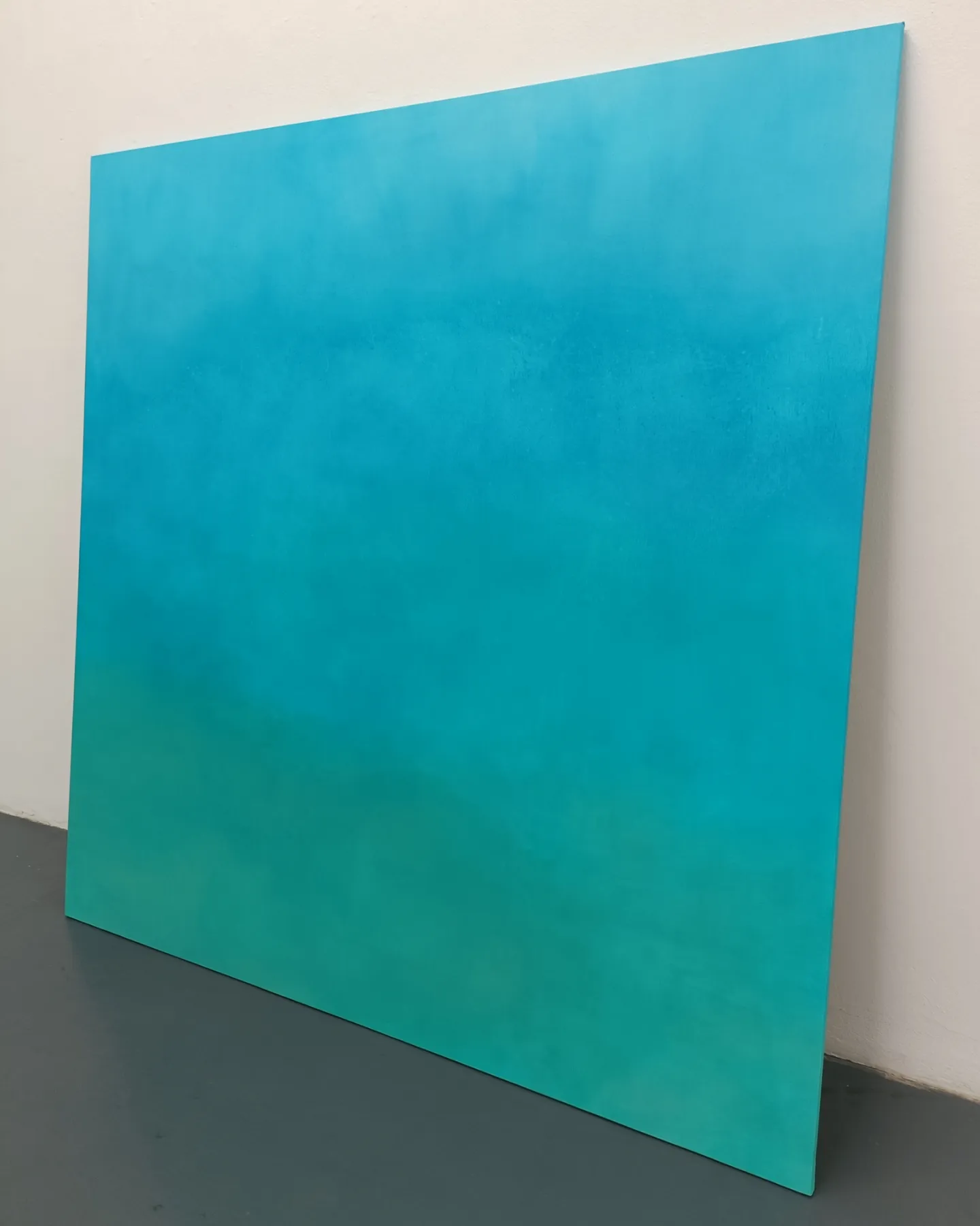 Elisa Nepote's investigation of blue.