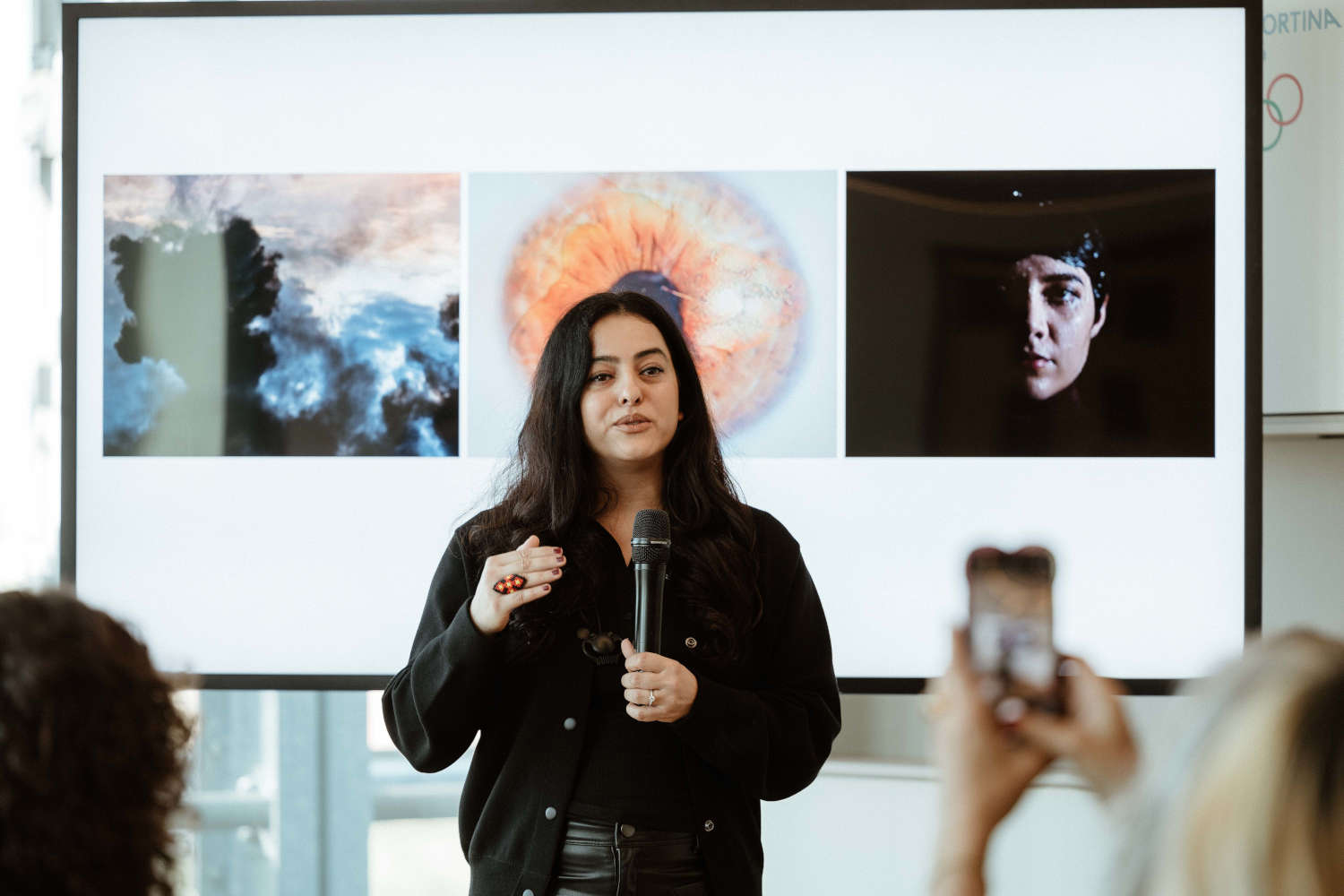 Photos on the horror of Iran and the courage of its women. Newsha Tavakolian at Mudec