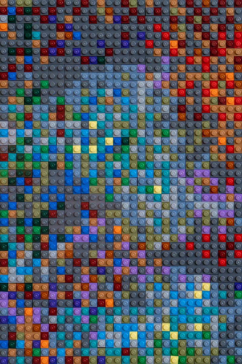 Ai Weiwei ricrea le Ninfee di Monet con i Lego: un'opera da 15 metri