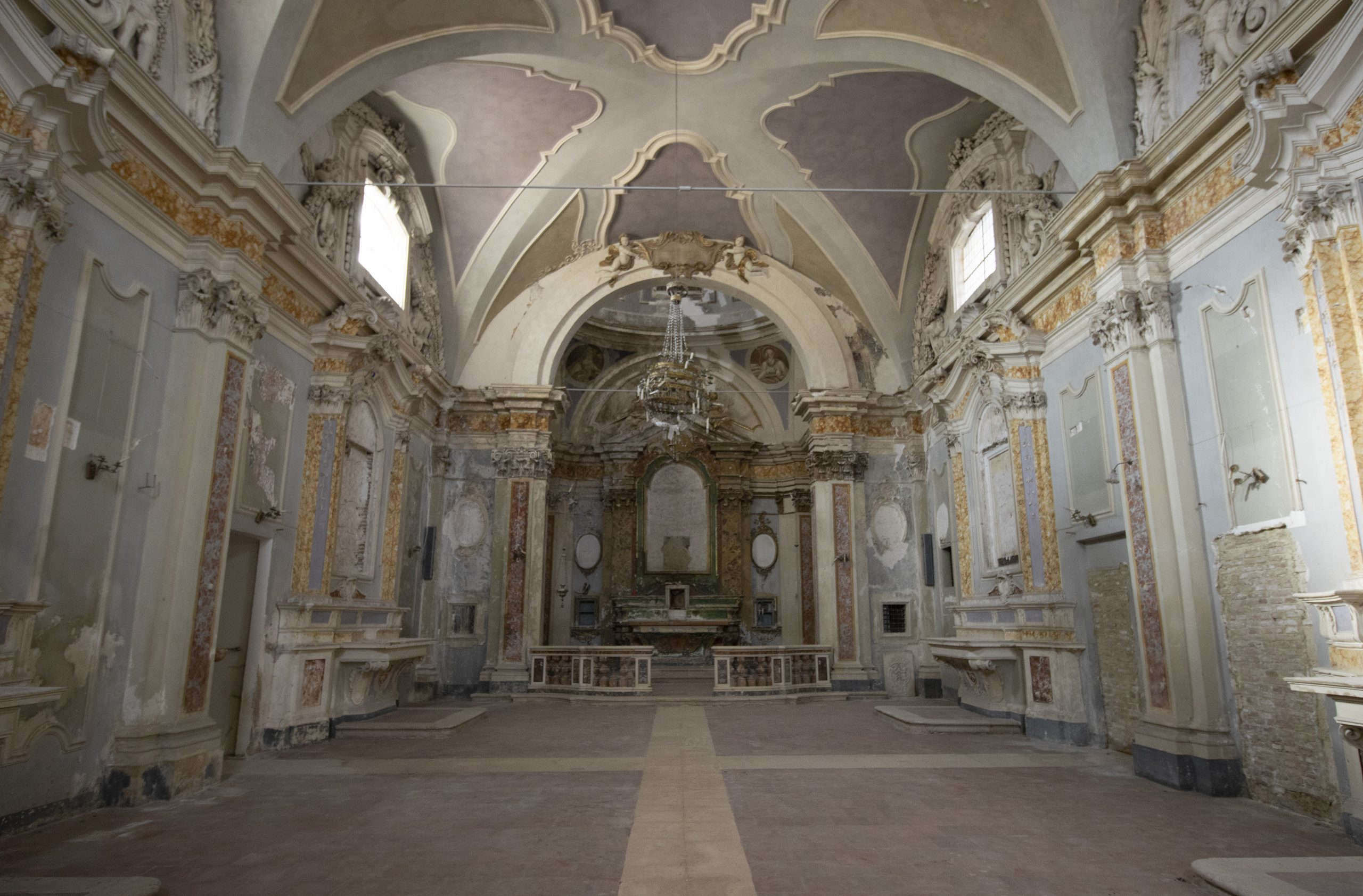 L'Aquila, important cycle of 16th century frescoes discovered during a ...