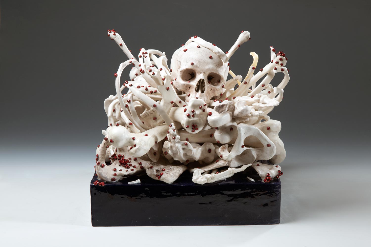 Milan, the duo Bertozzi & Casoni at Carlocinque Gallery with their ...