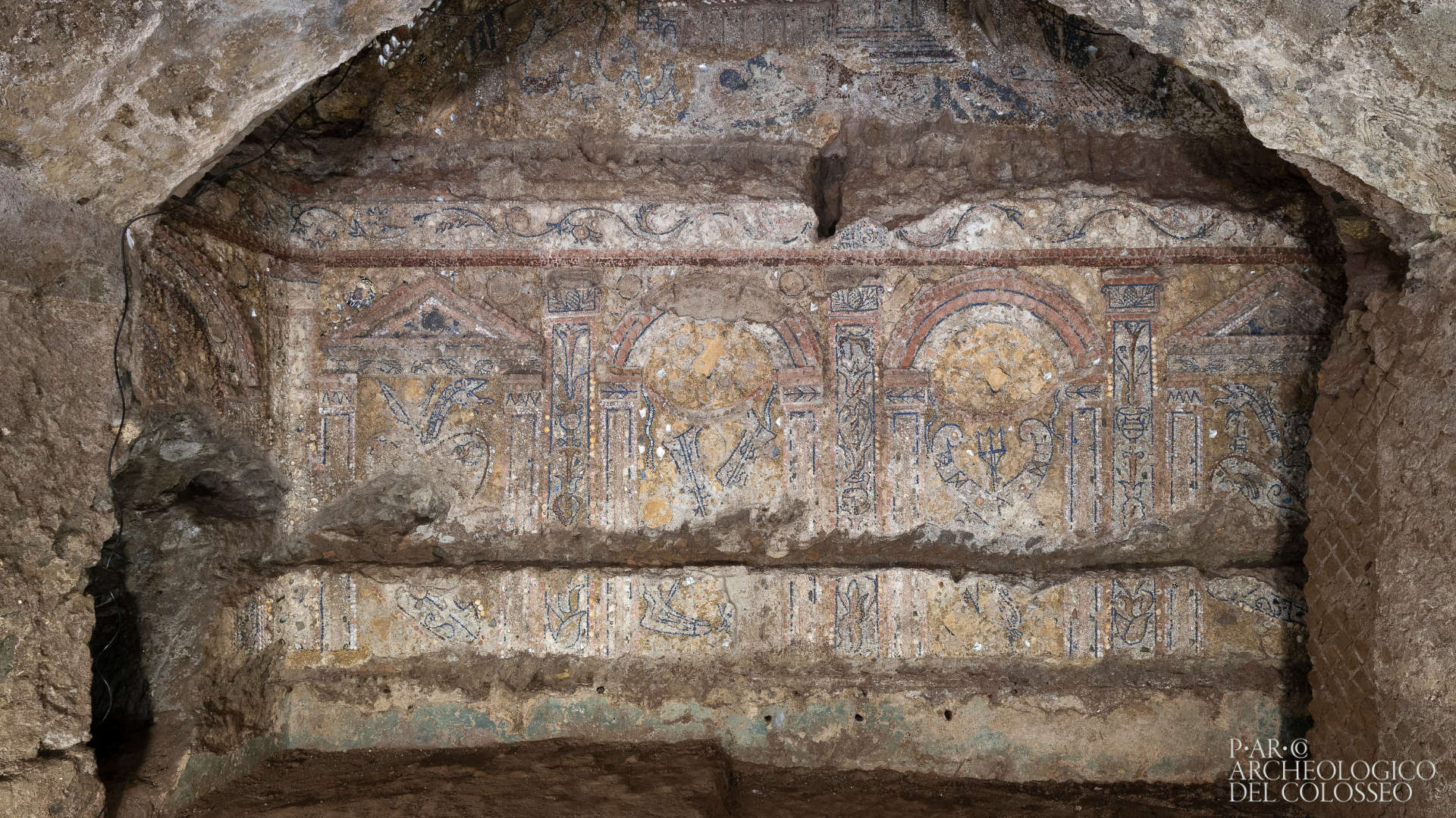 Outstanding discovery in the heart of Rome: a domus with mosaic ...