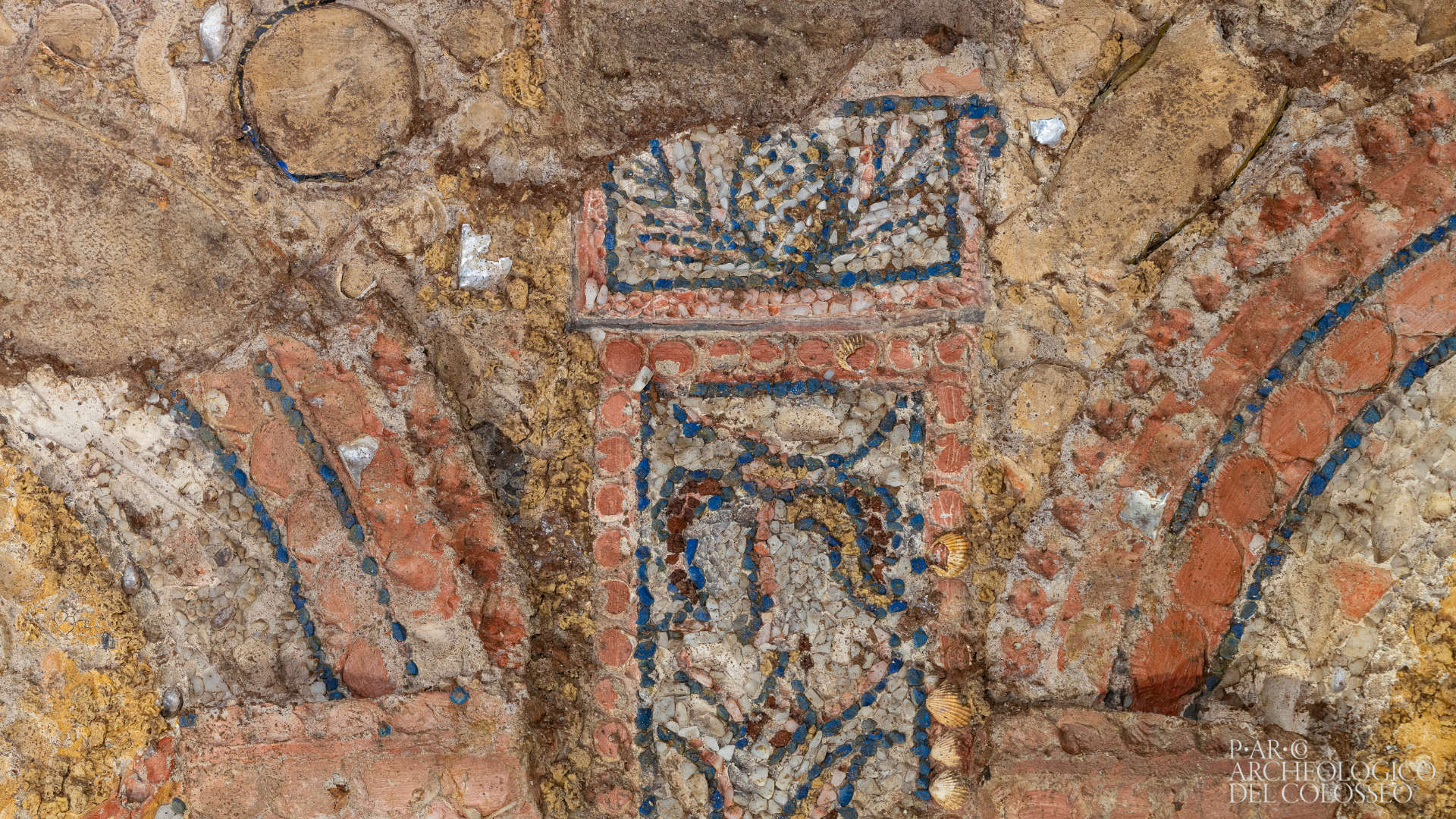 Outstanding discovery in the heart of Rome: a domus with mosaic ...