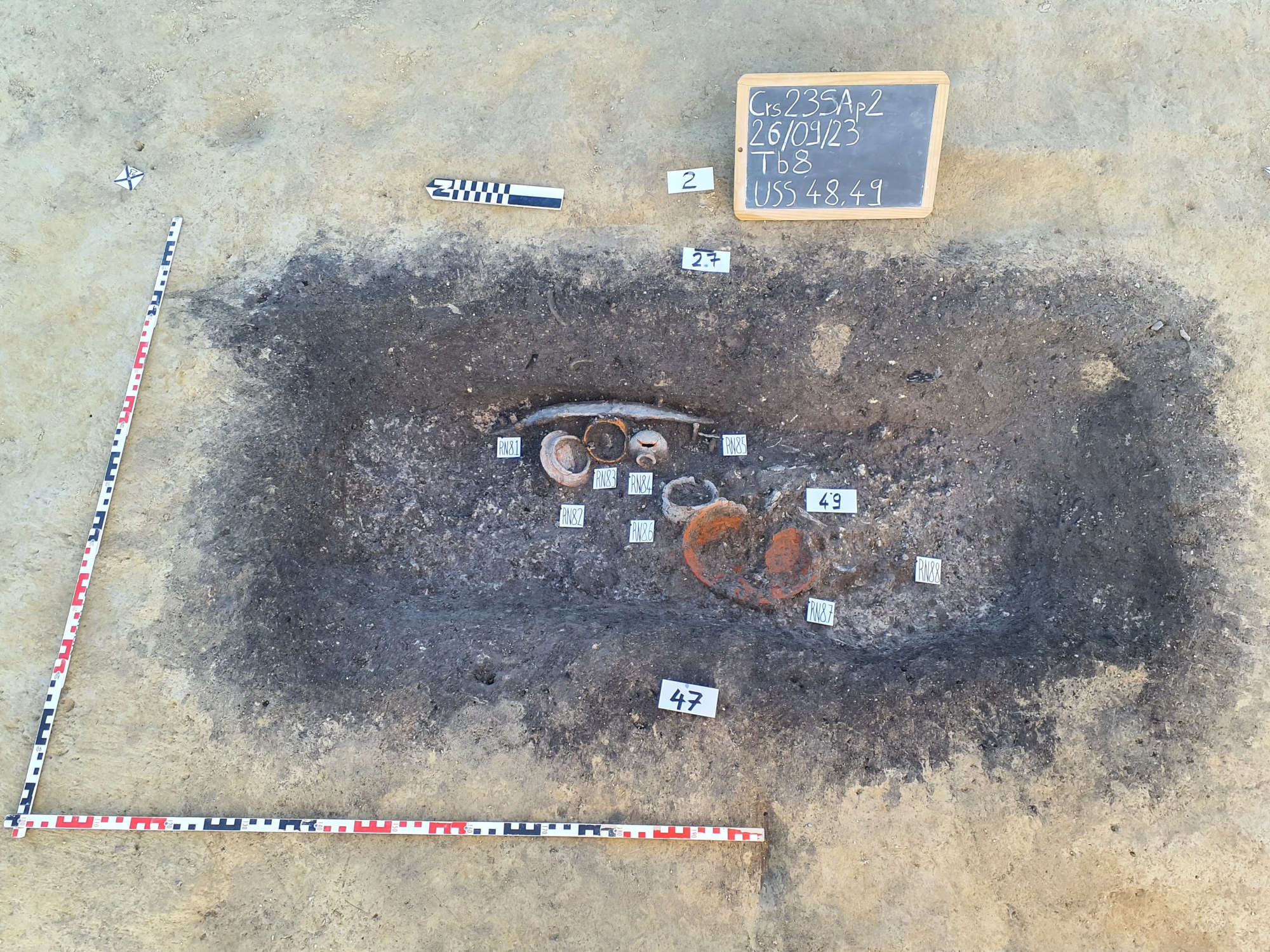 Mantua, discovered rich necropolis of the Cenomani, ancient warrior ...