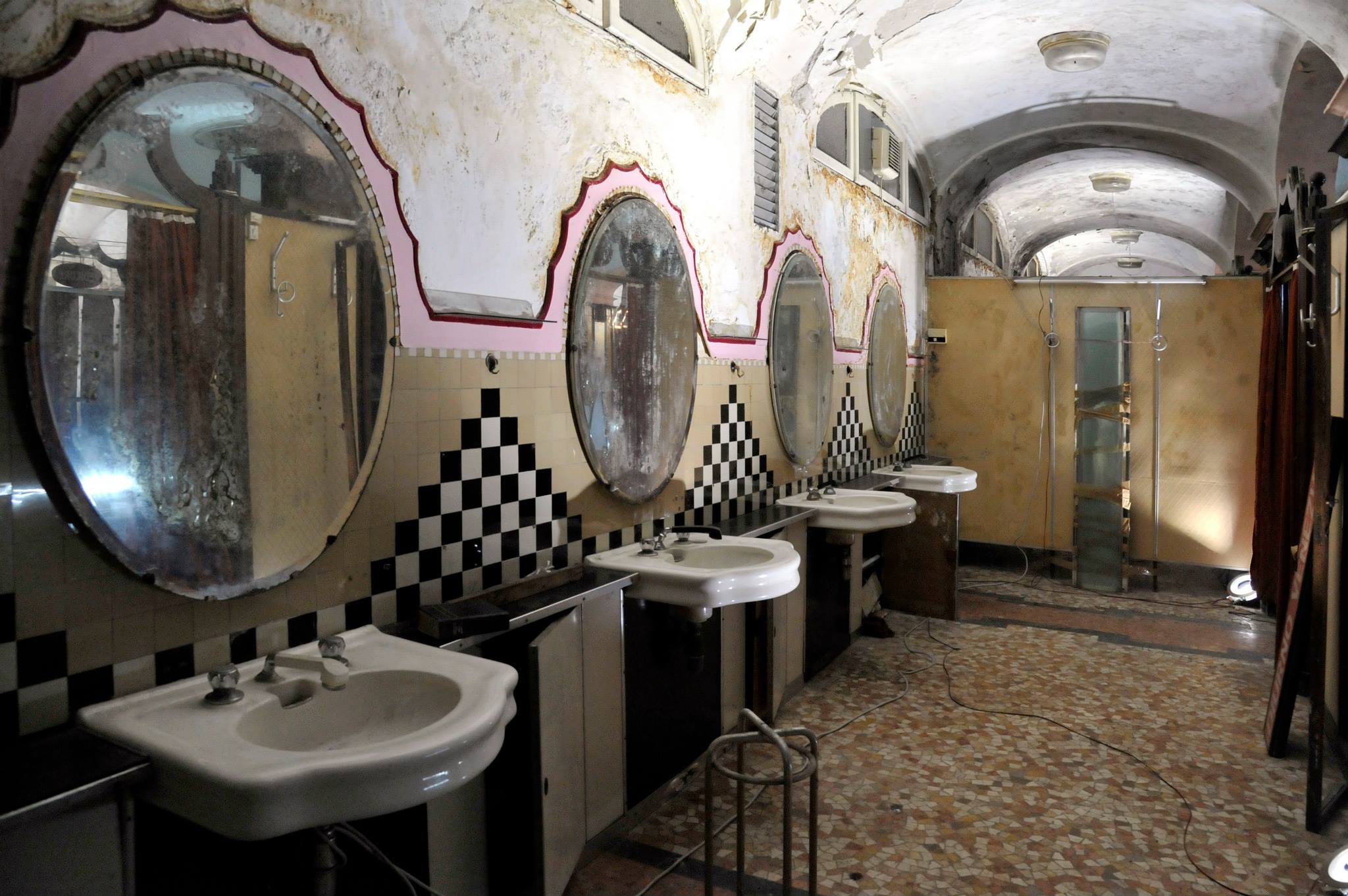 Dove andare in bagno nelle città d'arte? Le risposte alla più frequente ...