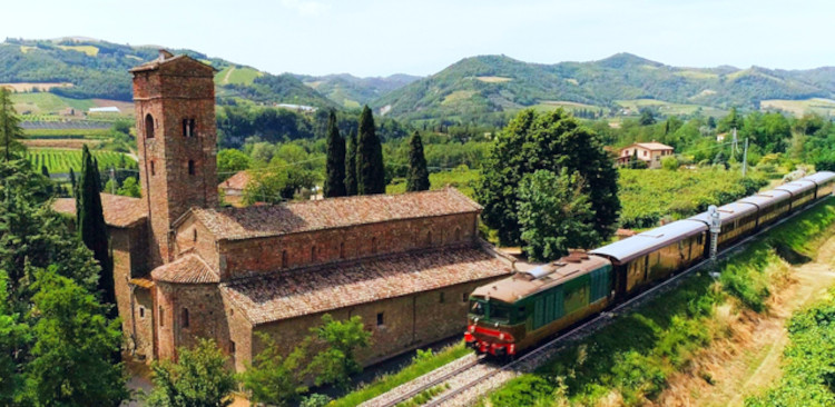 Vuelve el Tren de Dante. De Florencia a Rávena en un día en un tren ...