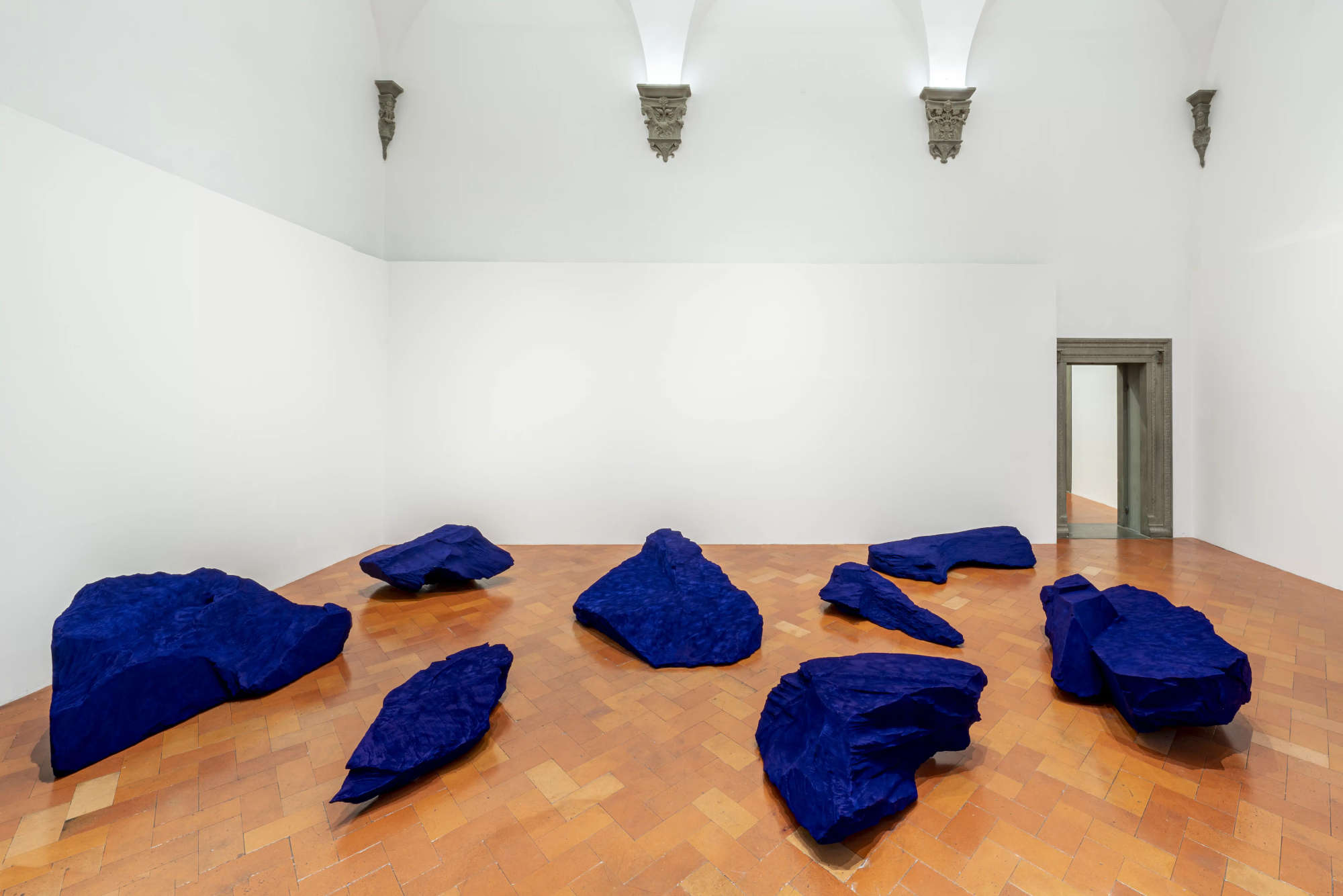 Exposing the absent and the uncanny. What Anish Kapoor's exhibition at ...