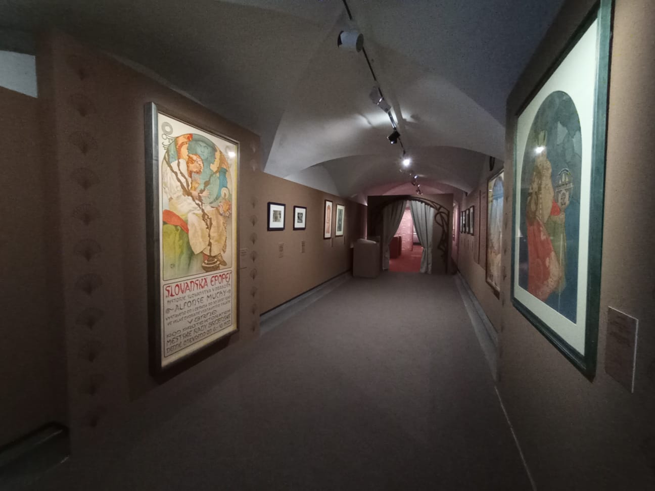 In Florence, an immersion in Art Nouveau. Here's what the exhibition on Alphonse Mucha looks like