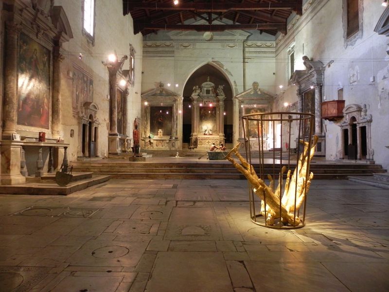 Contemporary exhibitions in a 14th-century church. When can it be done ...