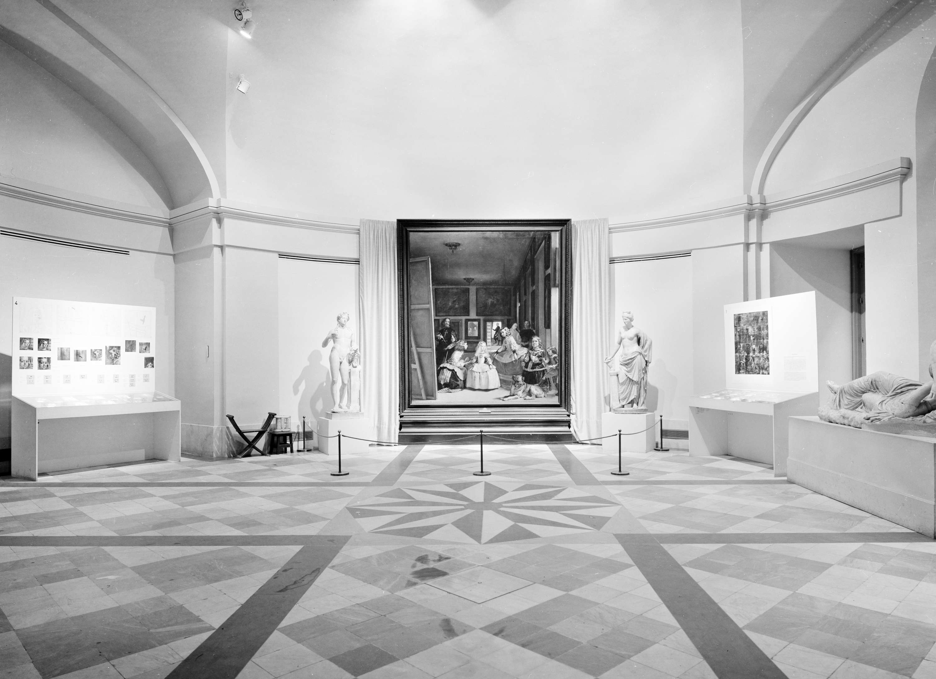 When an American restored Velázquez's Las Meninas.