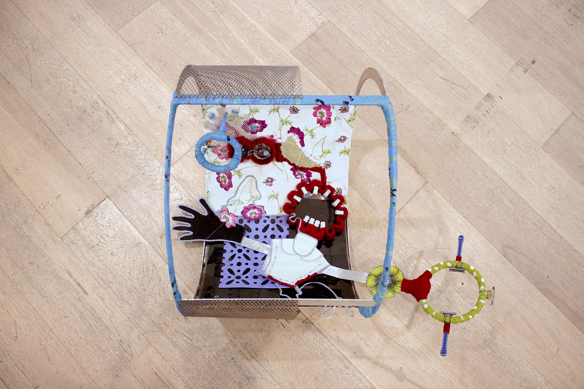 Creativity and critique as resistance to the present in the art of Luca ...