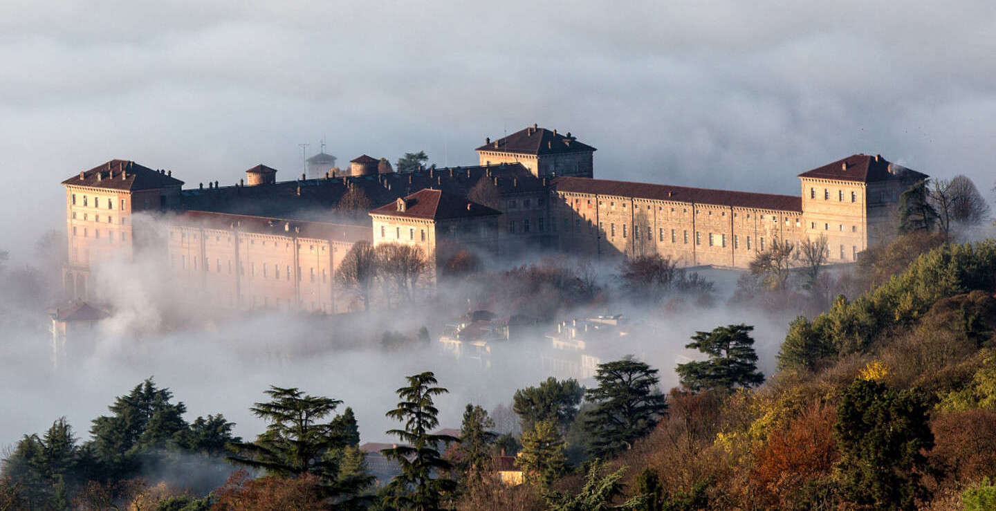 Sontuoso e claustrale. Il Castello di Moncalieri