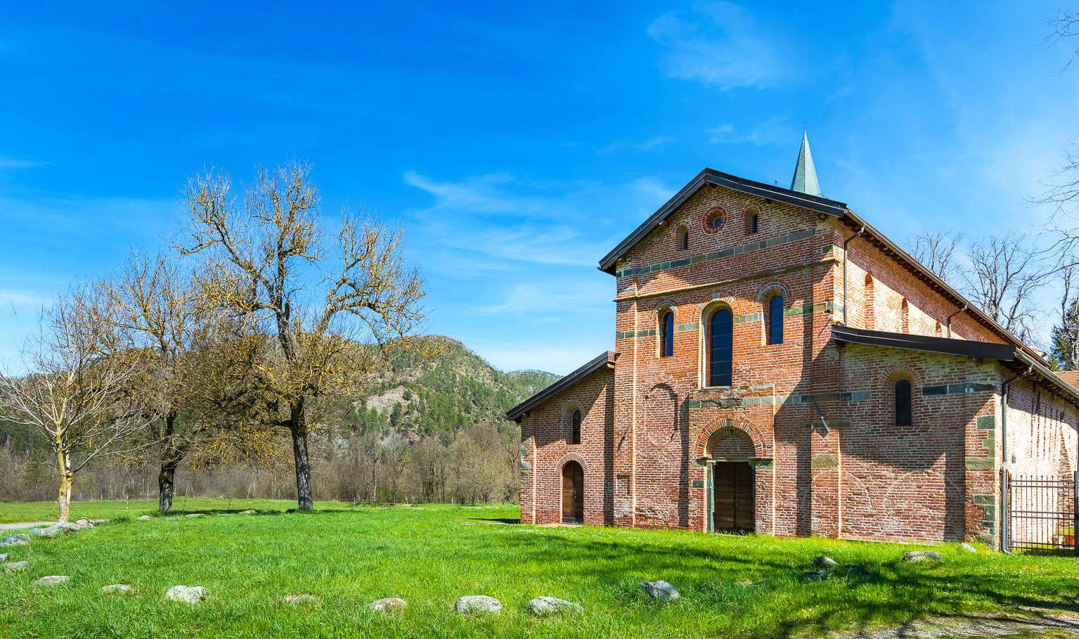 Genoa, Italy's oldest Cistercian abbey for sale