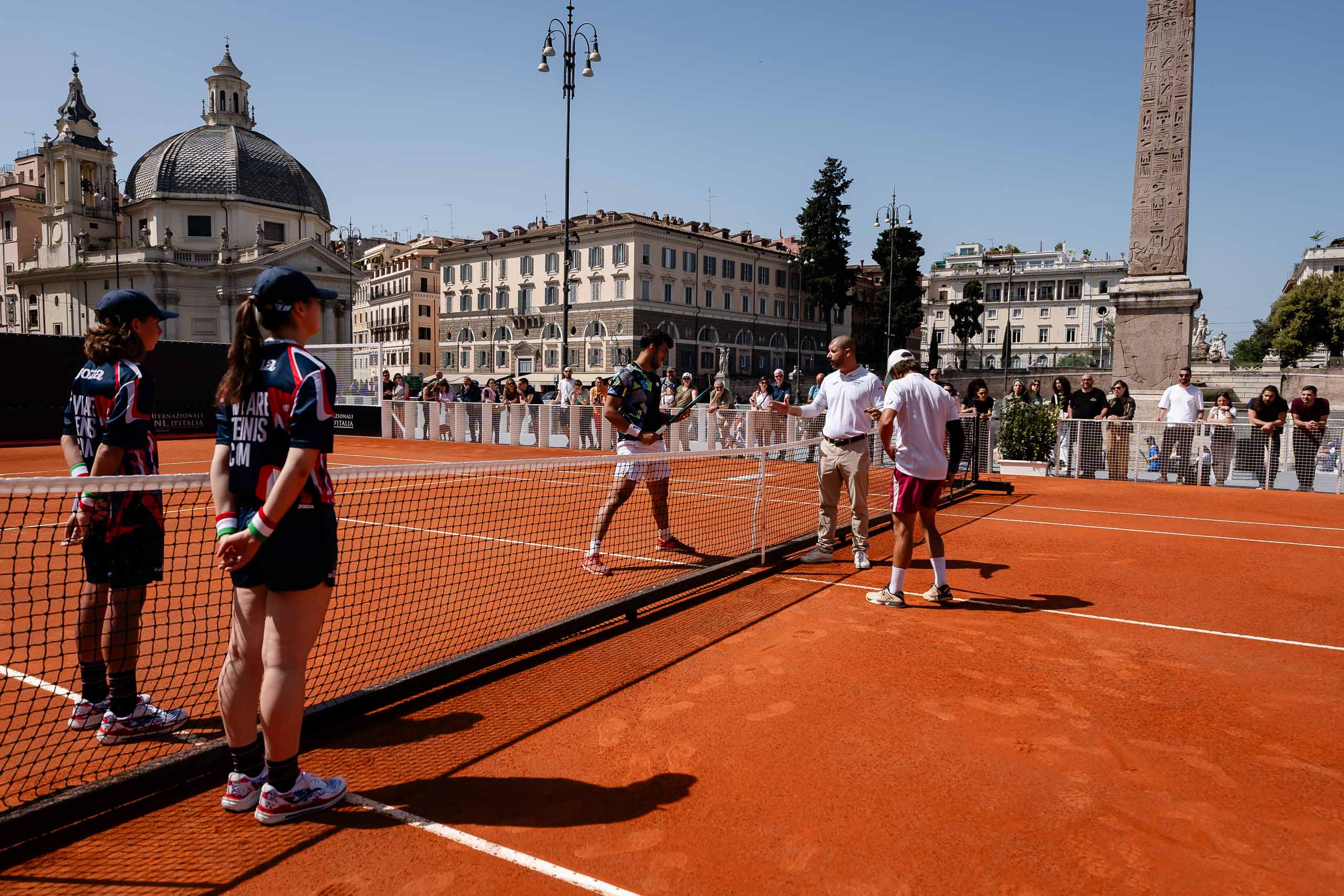 Rome, la Piazza del Popolo devient un grand court de tennis pour l ...