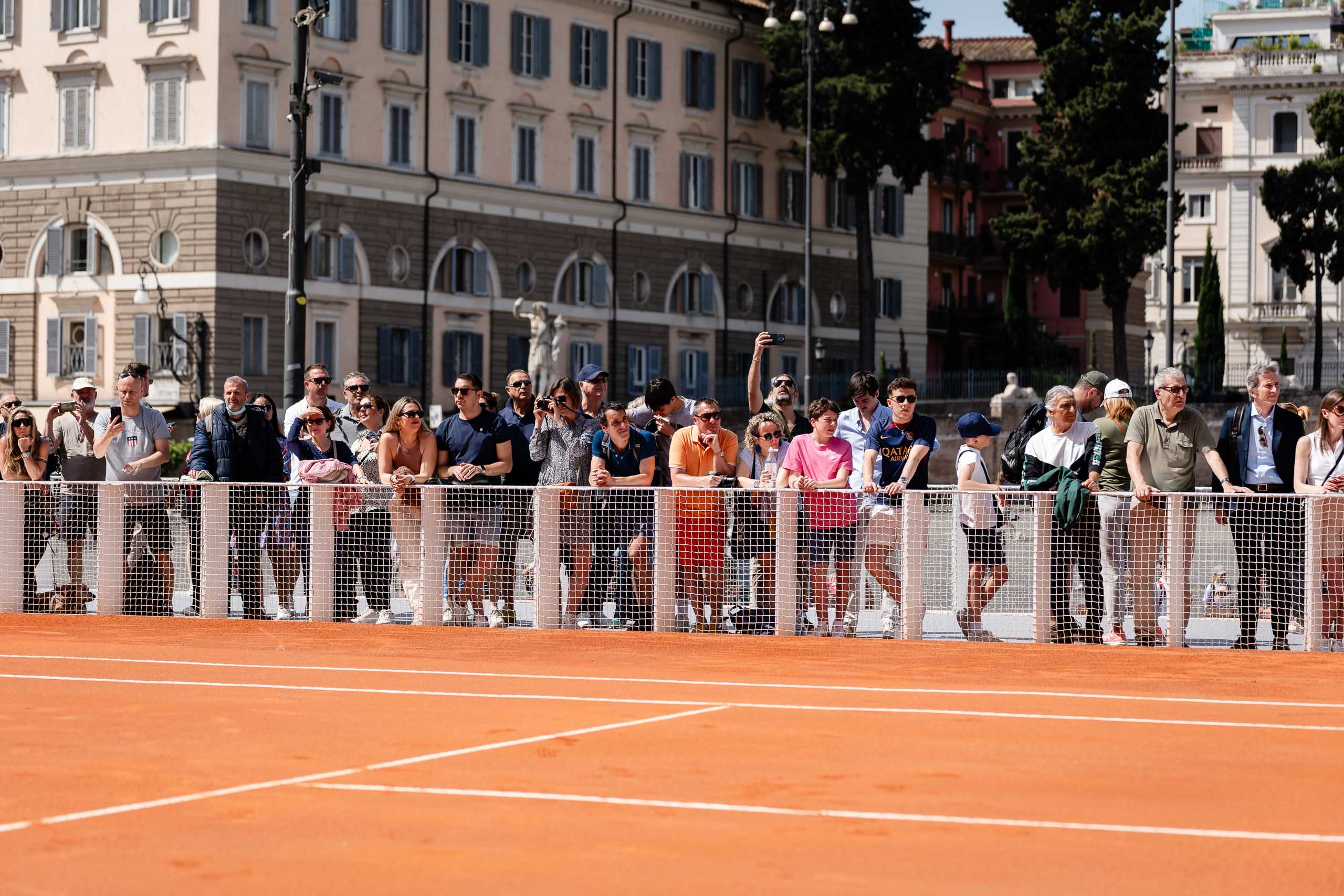 Rome, la Piazza del Popolo devient un grand court de tennis pour l ...
