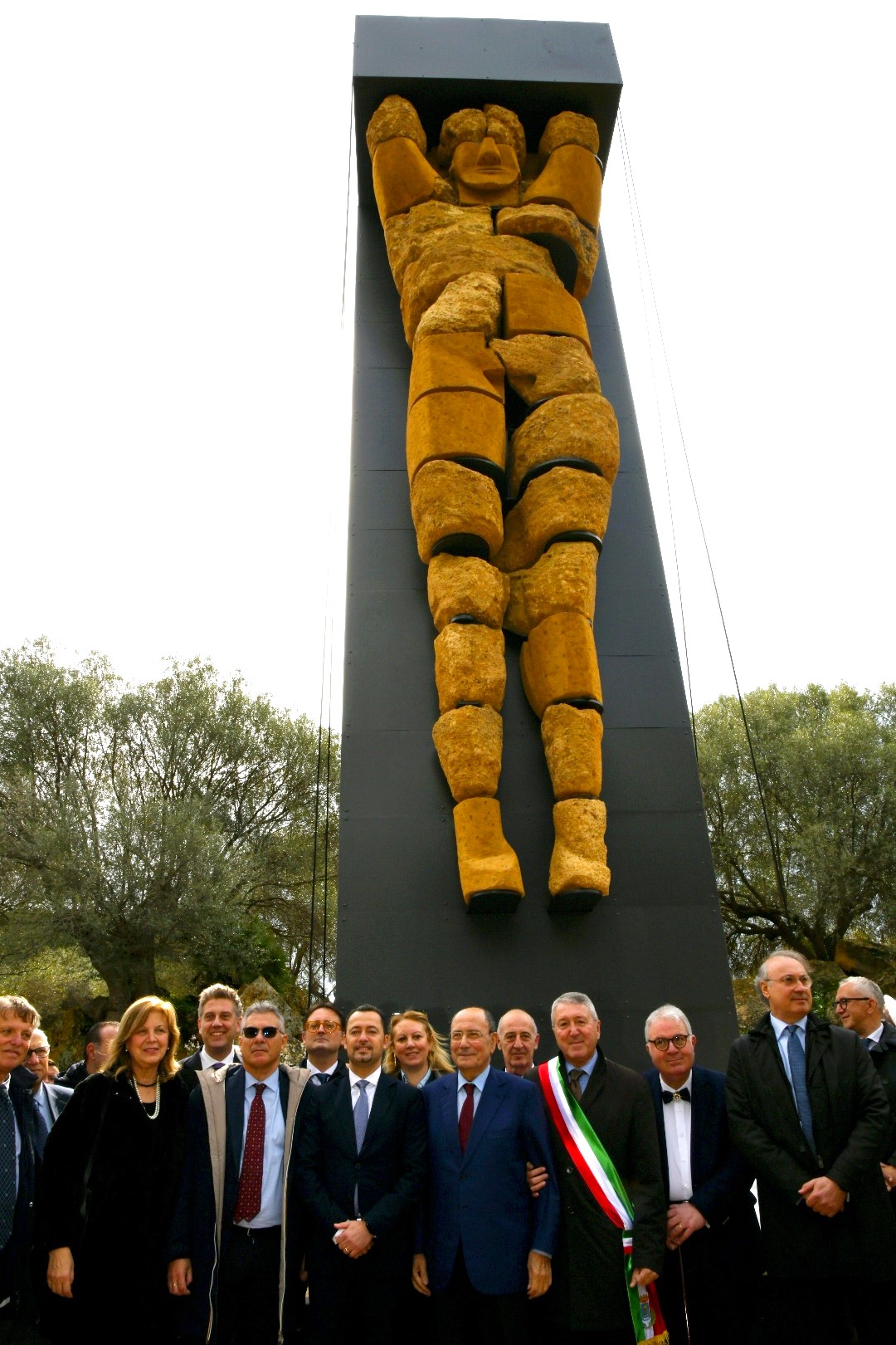 Agrigento, raised the telamon of the temple of Zeus