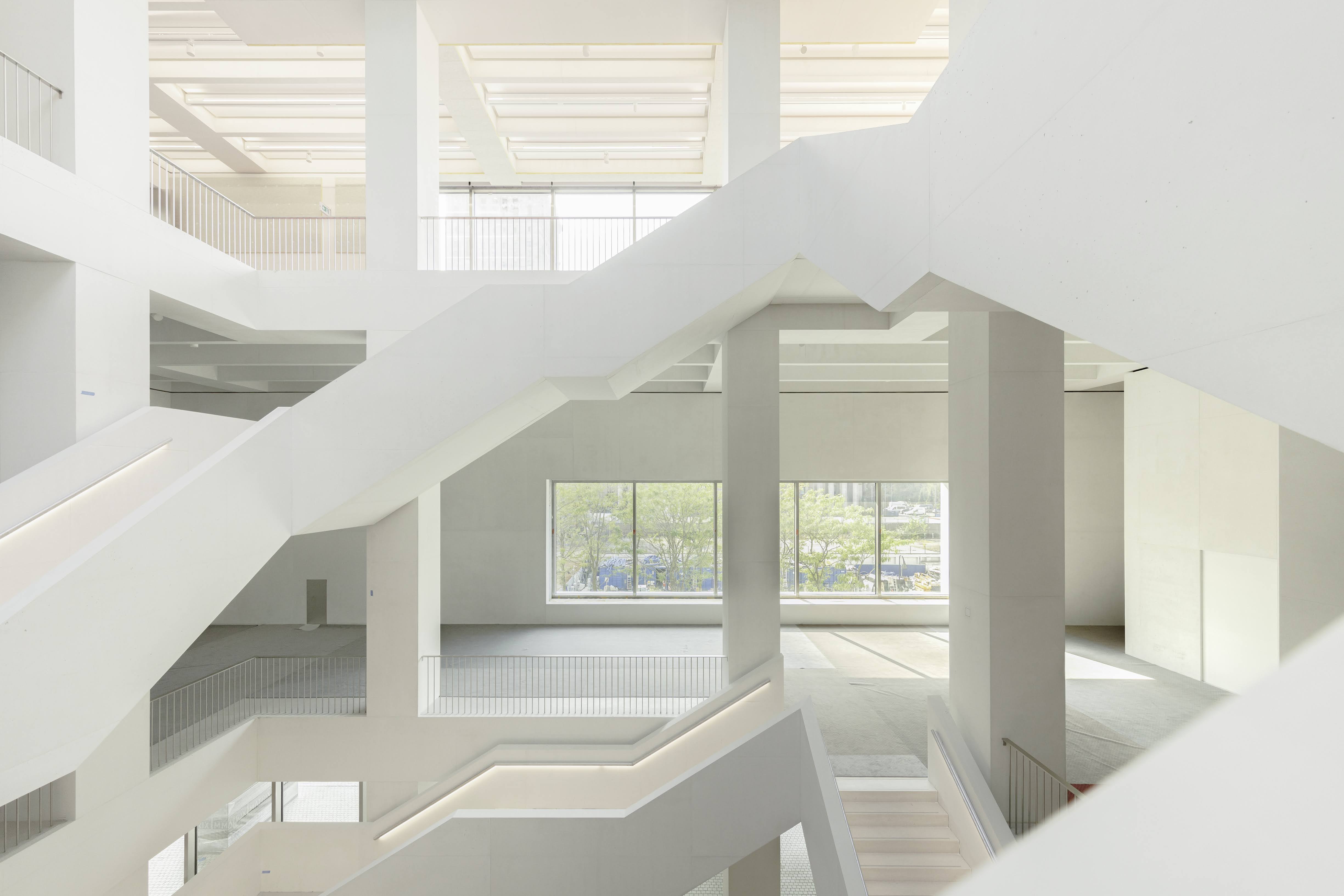 Warsaw Museum of Modern Art gets a permanent home