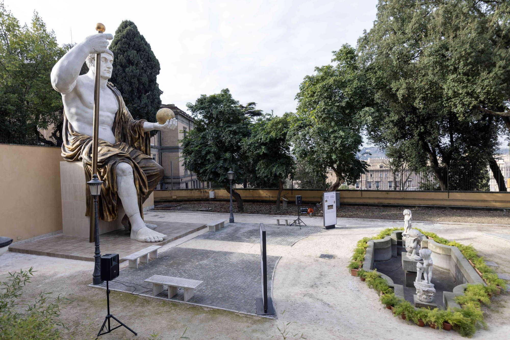 Rome, reconstruction of the Colossus of Constantine unveiled. Photos Rome, reconstruction of the Colossus of Constantine unveiled. Photos