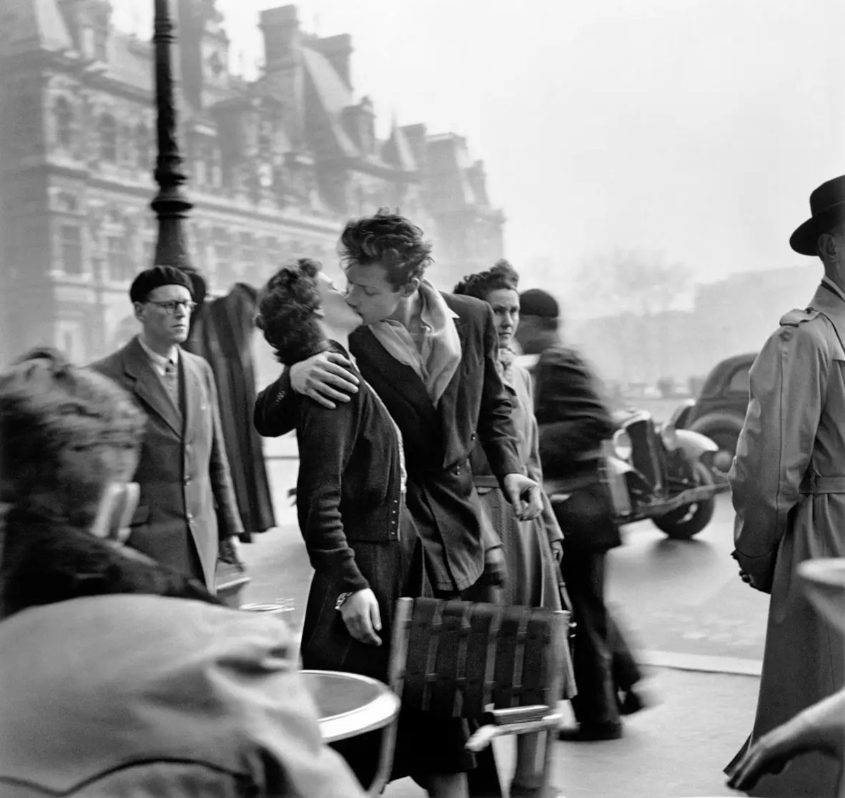 Disappeared at age 93 Françoise Bornet, the young woman in Doisneau's ...
