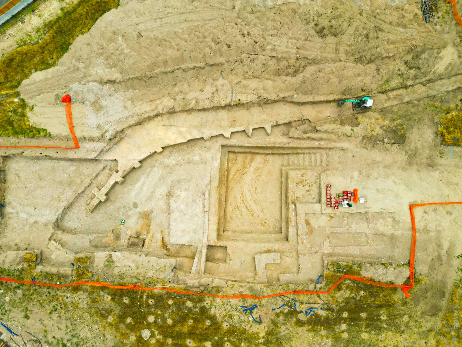 Rome, remains of the walls of the Patriarch built by Constantine discovered