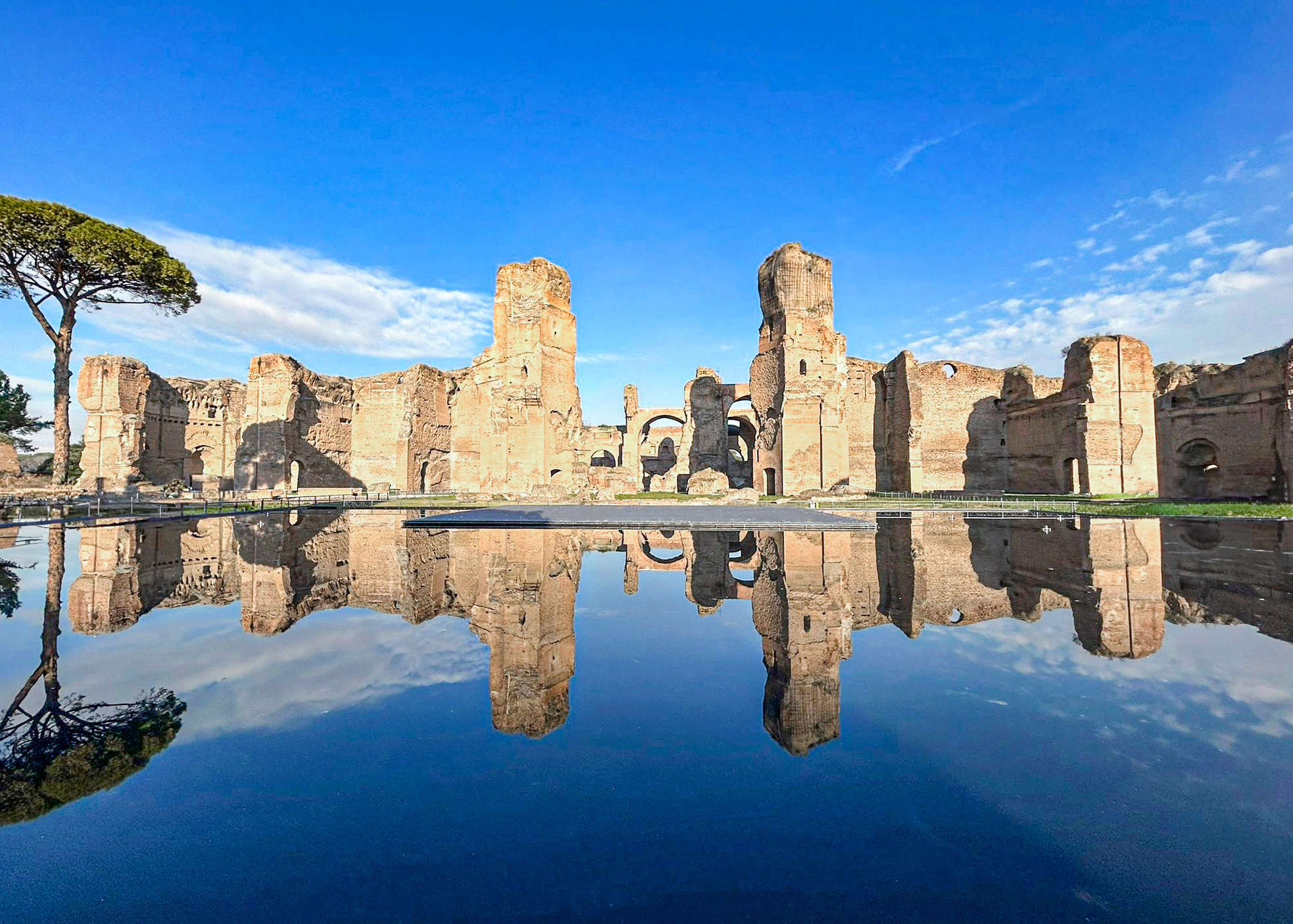 Rome, water returns to the Baths of Caracalla after centuries ...