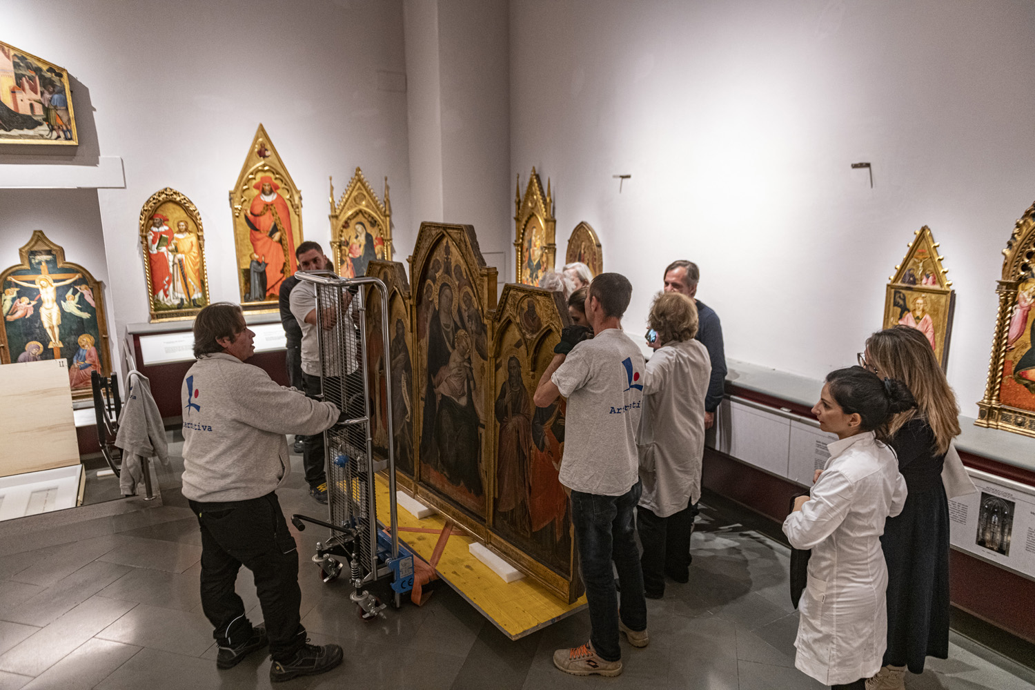 Florence, Spinello Aretino's precious triptych in the Accademia Gallery ...