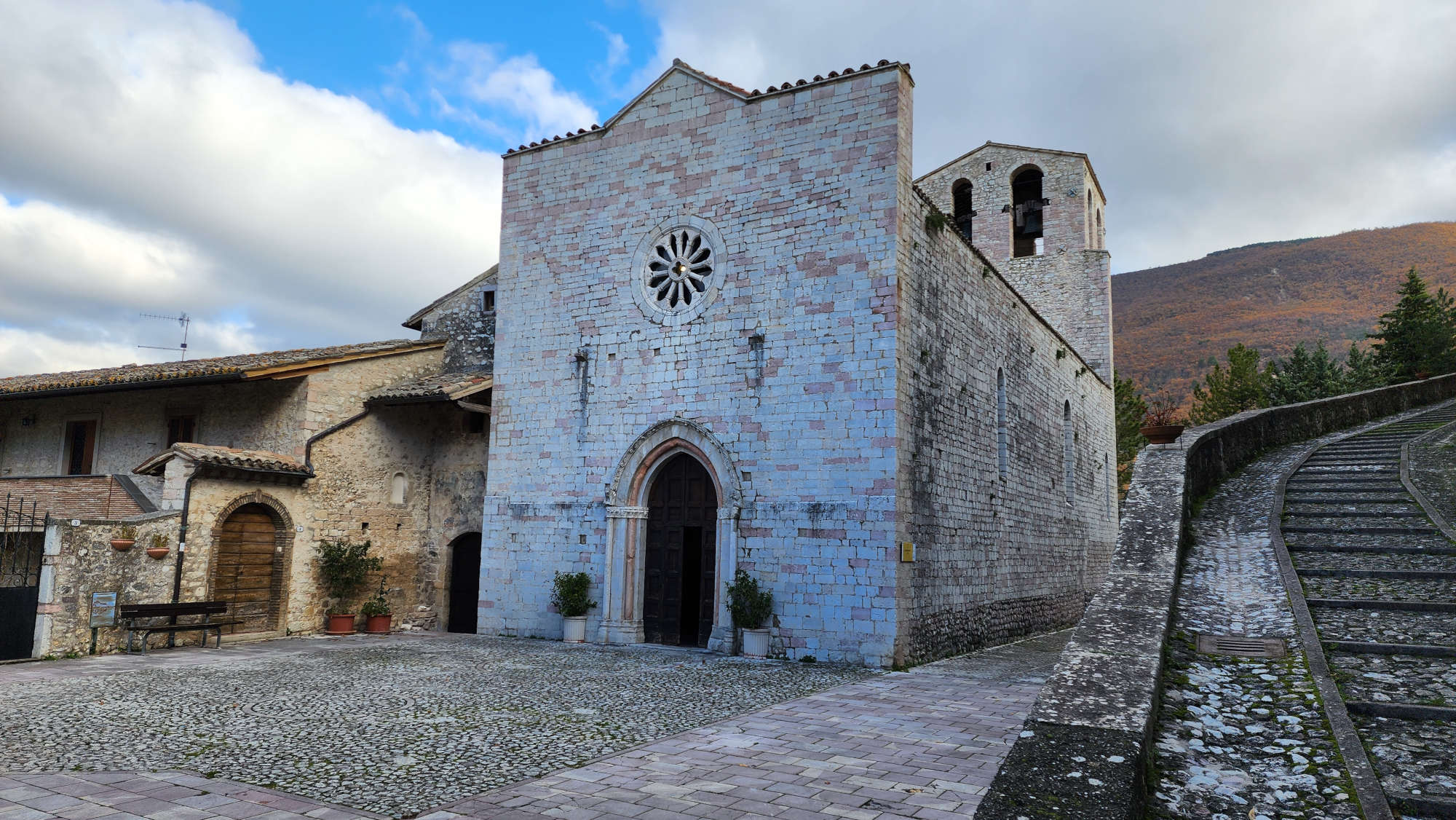 Vallo di Nera, chiesa di Santa Maria