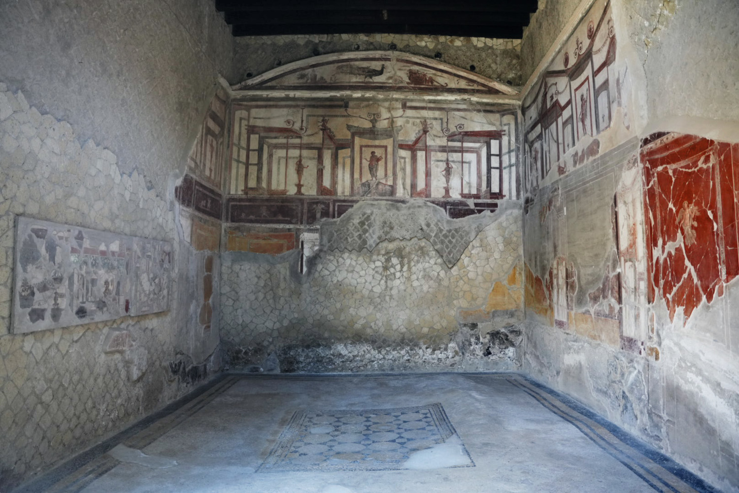 Herculaneum reopens the House of the Tuscan Colonnade and the House of ...